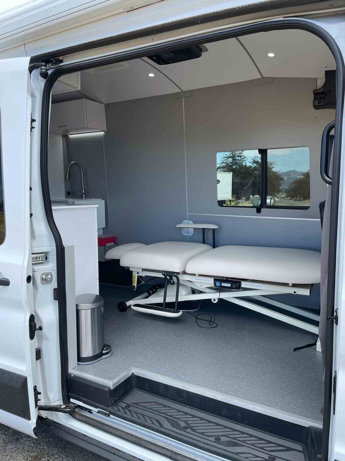 Mobile Medical Van Conversion - Contravans